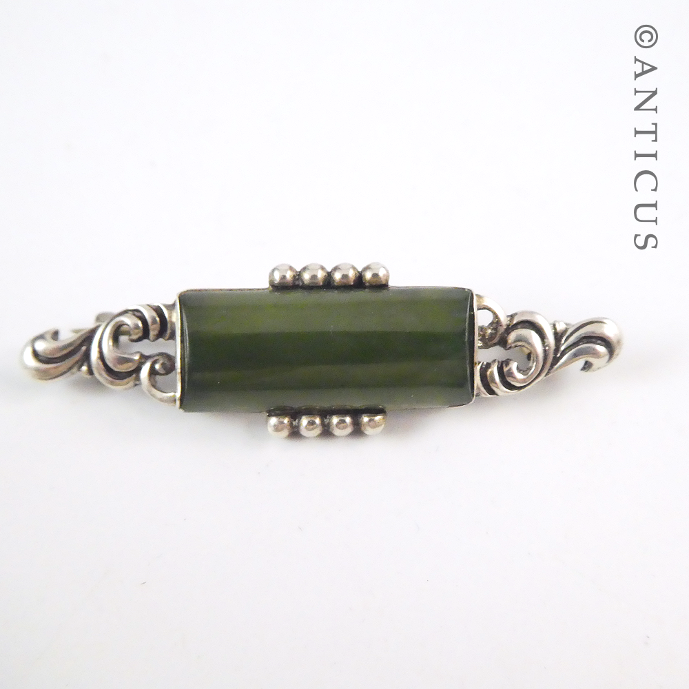Jade Pounamu and Silver Brooch. – Anticus Antiques